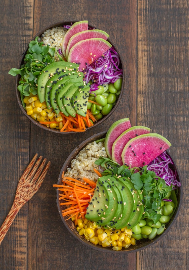 Humanos, color y comida